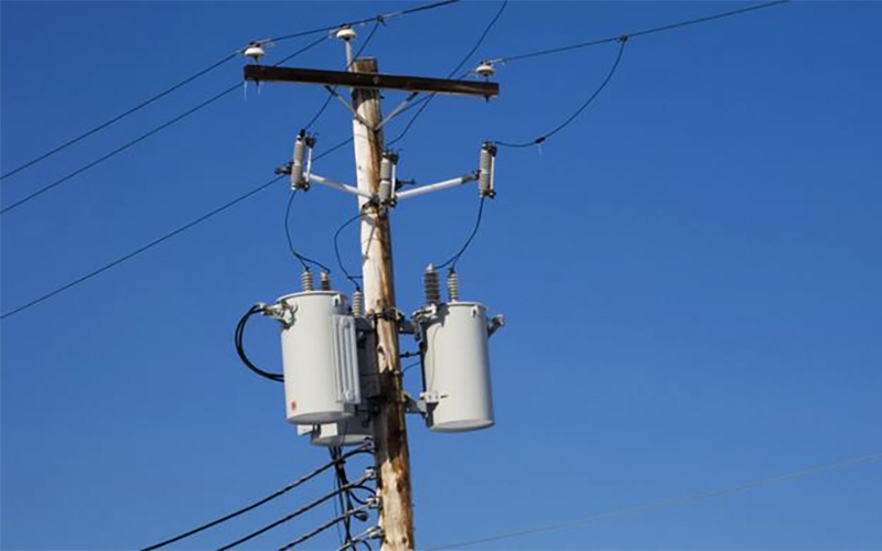 Wajib Tahu! Begini Ganti Rugi dan Kompensasi Jika Tiang Listrik PLN Ditanam di Tanah Milik Kamu